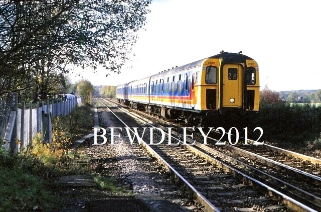 ORIGINAL 35MM SLIDE UNIT 1392 LOCATION AND DATE UNRECORDED £3.99 ...