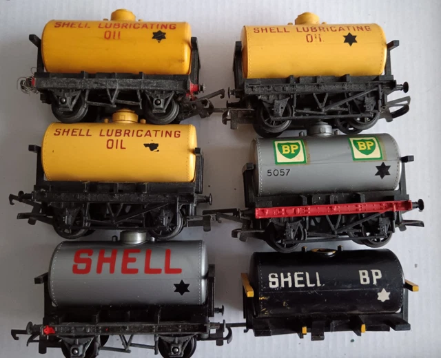 RAKE OF 5 Tri-ang/Hornby 00 Gauge Shell/BP Tank Wagons for spares or ...
