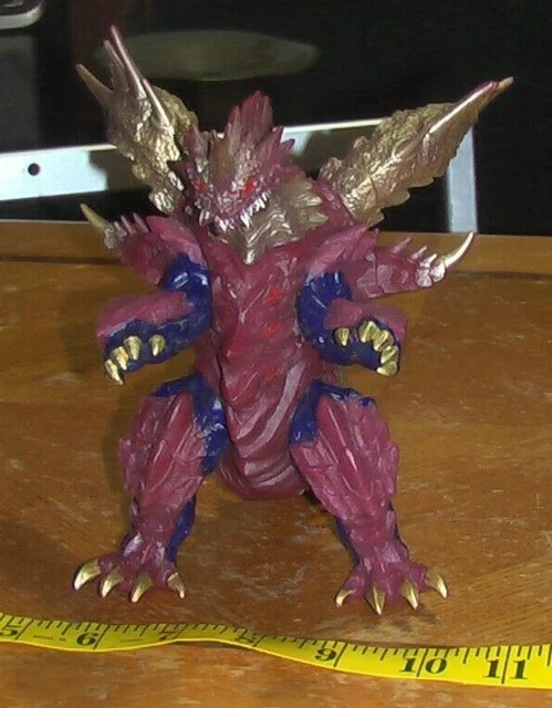 BANDAI ULTRAMAN ORB Ultra Monster DX Maga-Orochi 7" Collectable Figure ...