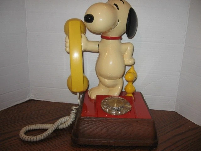 VINTAGE 1976 SNOOPY Woodstock Rotary Phone Peanuts Works Tested ...