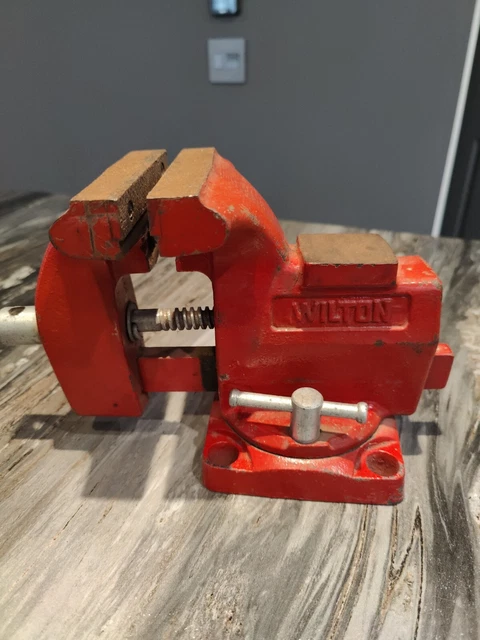 VINTAGE WILTON SWIVEL BENCH MOUNT VISE 4" WIDE 3.75" OPENING No 121069 ...