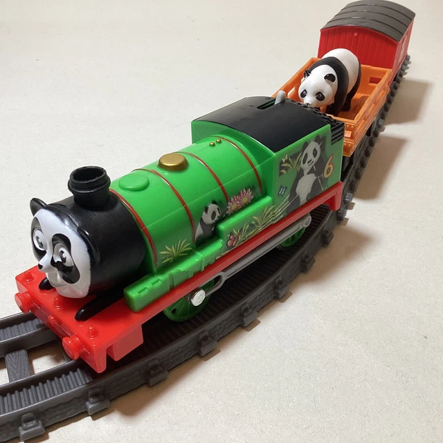 THOMAS & FRIENDS Fisher-Price TrackMaster Motorized Sodor Safari Panda ...