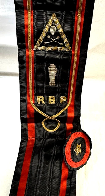 VINTAGE MASTER MASONIC Sash Royal Black Perceptory Metal Stichery $299. ...