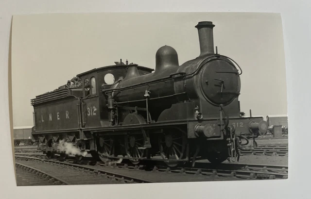 LNER RAILWAY LOCOMOTIVE Photograph - J21 Hull Dairycotes- D85 £3.50 ...