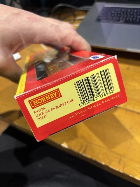HORNBY R4173A LNER Buffet Car £49.58 - PicClick UK