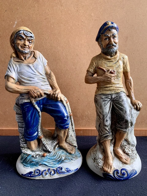 LOT DE 2 Statuettes Anciennes de Pêcheur Signées CAPODIMONTE - TBE EUR ...