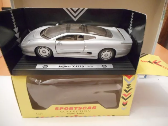 SHELL SPORTSCAR COLLECTION Jaguar XJ220 (1992) 1:24 made by Maisto ...