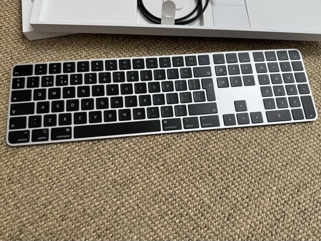 APPLE MAGIC KEYBOARD 2 Touch ID A2520 Black Silver £92.00 - PicClick UK