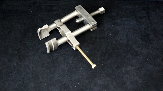 OEM TOYOTA FACTORY Bearing Puller Tool £270.12 - PicClick UK
