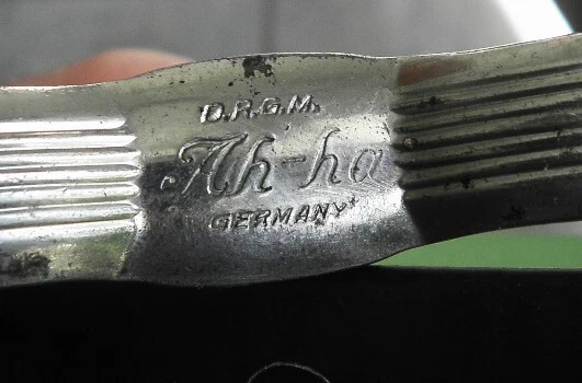 RARE TIRE BOUCHON AH-HA DRGM GERMANY corkscrew korkenzieher cavatappi ...