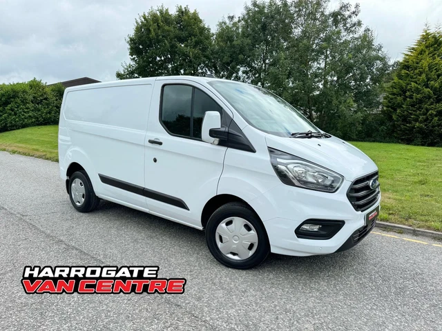 FORD TRANSIT CUSTOM Trend 300 L1 H1 Van 2020,70 Model *Finance ...
