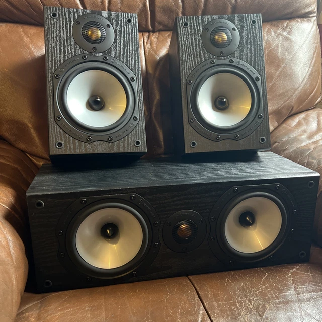 MONITOR AUDIO MR Center Speaker Plus MR1 Speakers in Black Oak Very ...
