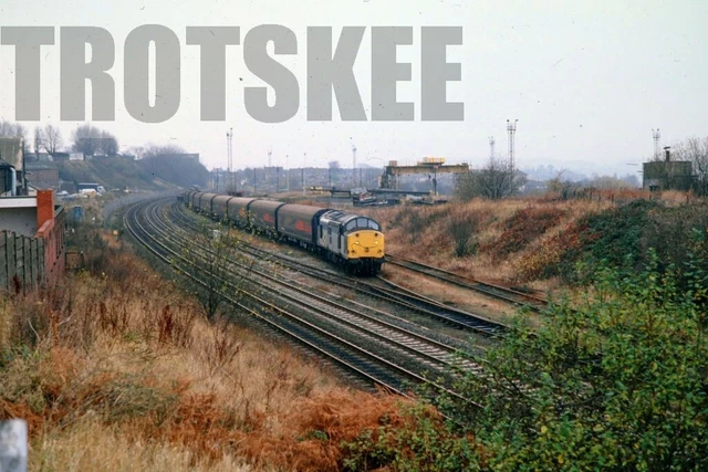 35MM SLIDE BR British Railways Diesel Loco Class 37 37715 1991 Original ...
