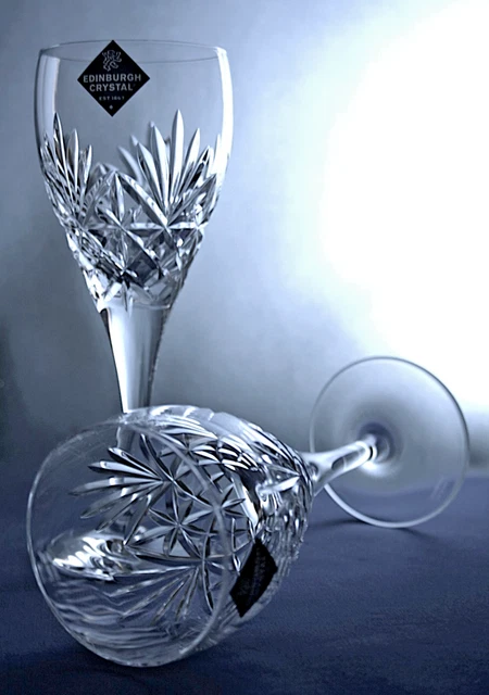 EDINBURGH CRYSTAL - SHETLAND PATTERN 2 x WINE GLASSES (150ml approx ...