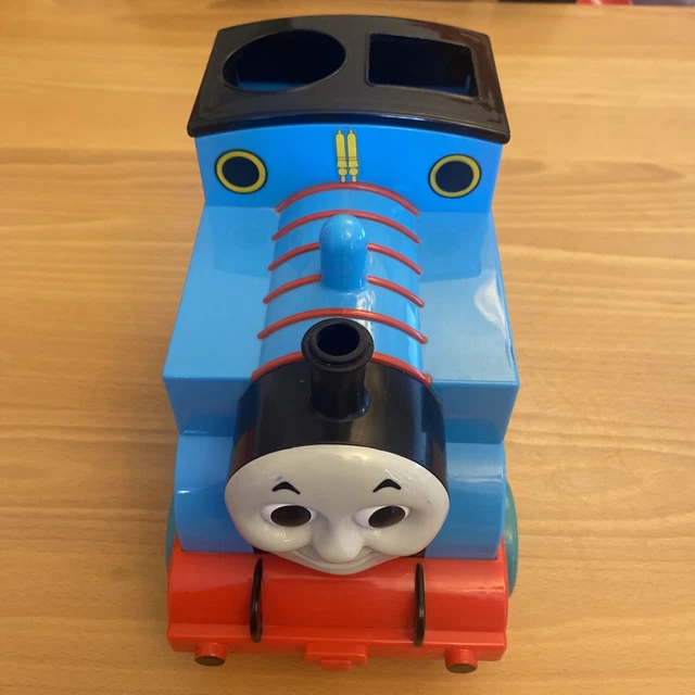 THOMAS THE TANK Engine & Friends Thomas Shape Sorter Toy Gullane Tomy ...