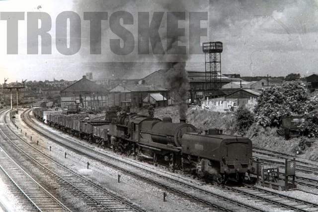35MM SLIDE BR British Railways Steam Loco 47998 Class Beyer Bedford ...