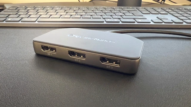 CABLE MATTERS TRIPLE 4K DisplayPort Splitter Triple Monitor Mini ... CABLE MATTERS TRIPLE 4K DisplayPort Splitter Triple Monitor Mini ...
