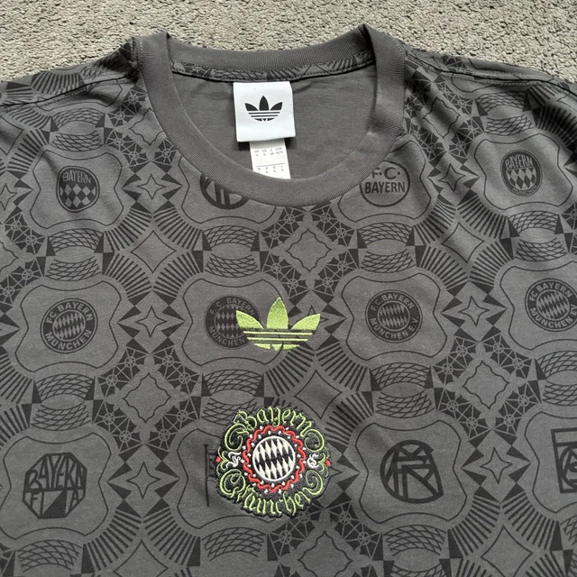 BAYERN MUNICH OKTOBERFEST 2025 Wiesn Football T-Shirt Training XL Black ...