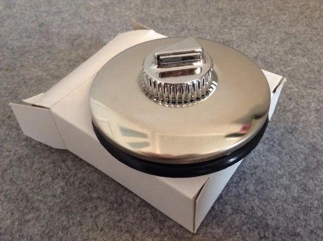 STEEL BARNACLE DESMO Style Suction Car Tax Disc Holder - Vintage ...