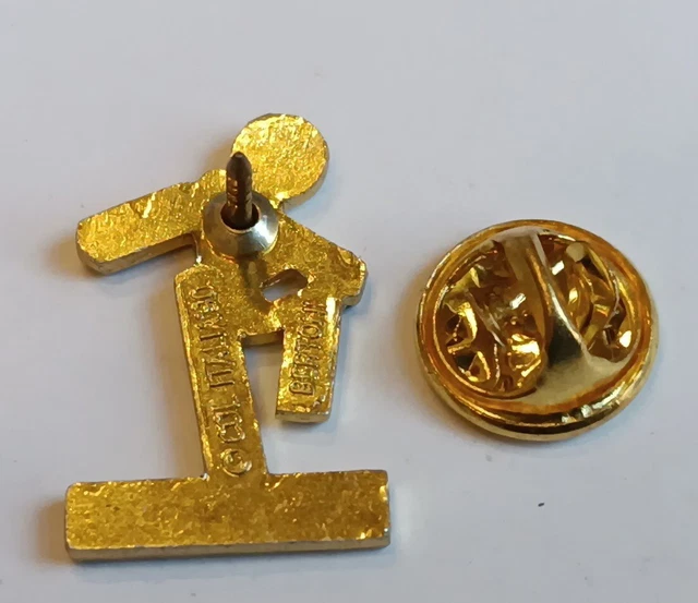 SPILLA PINS DISTINTIVO Stemma Simbolo Badge Logo Italia 90 Ciao World ...