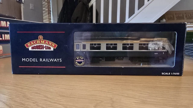 BACHMANN 39-400 BR MK2 Brake Corridor First Blue / Grey £21.50 ...