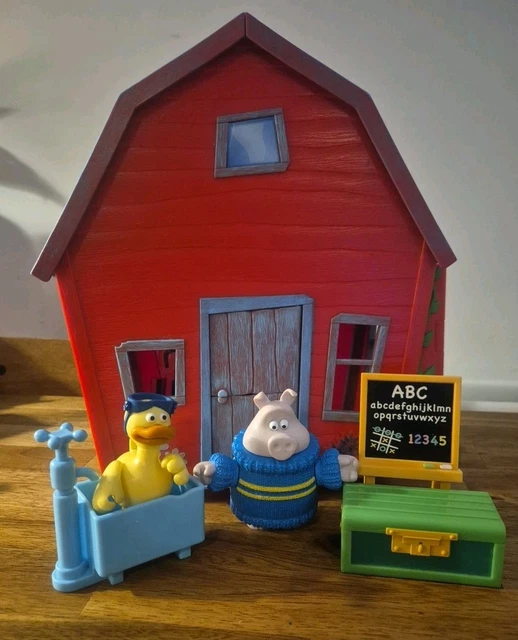 CBEEBIES TIMMY TIME Nursery School Barn House Play Set Aardman £39.95 ...