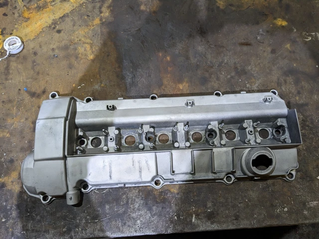 BMW E36 M50 M50B25 rocker valve cover E30 E34 328i turbo 325i 323i ...