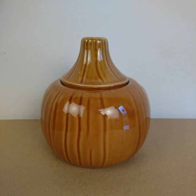 VINTAGE BASSWARE POTTERY Large Crying Onion Face Lidded Pot In EX ...