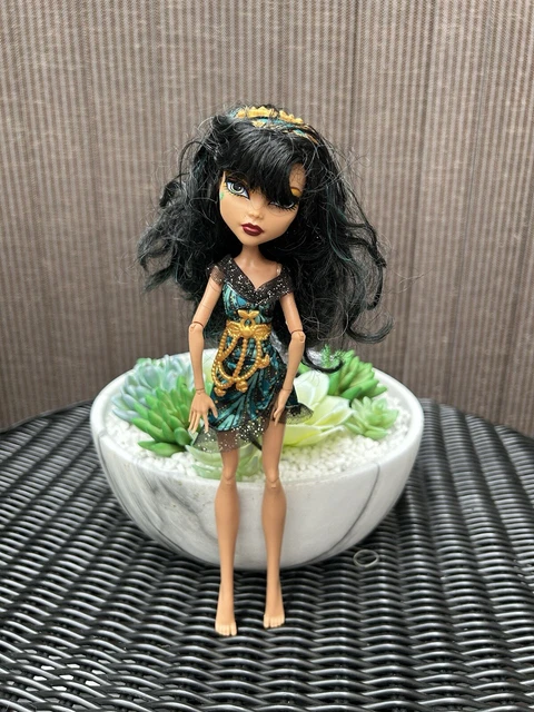 MATTEL MONSTER HIGH Cleo De Nile Frights Camera Action Doll £15.00 ...