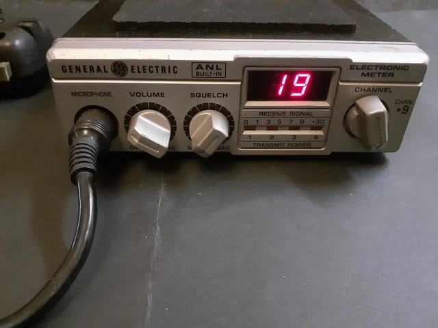 VINTAGE GENERAL ELECTRIC AM CB Radio Model 3-5805B, Working £85.00 ...