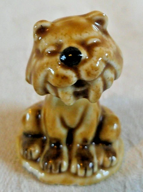 VINTAGE WADE WHIMSIES Glossy Brown Sabre Tooth Tiger Big Cat Animal £6. ...