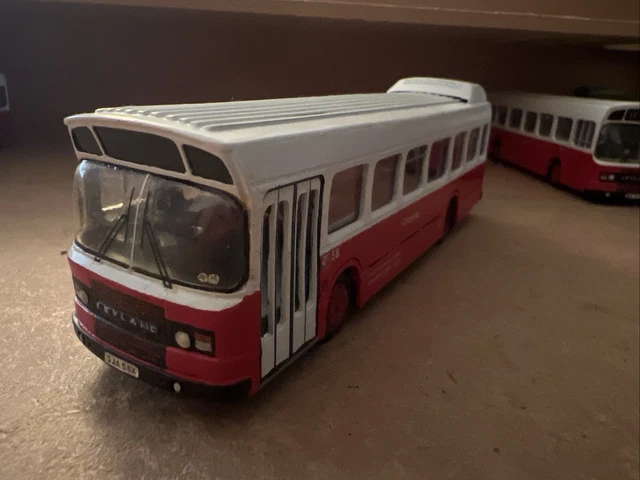 PIRATE MODEL BUS Kit Leyland National 2 Kit Built Model Bus Lot 4 £26. ...