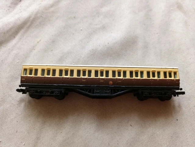 A MODEL BR Coach In N Gauge By Lima Unboxed £10.55 - PicClick UK