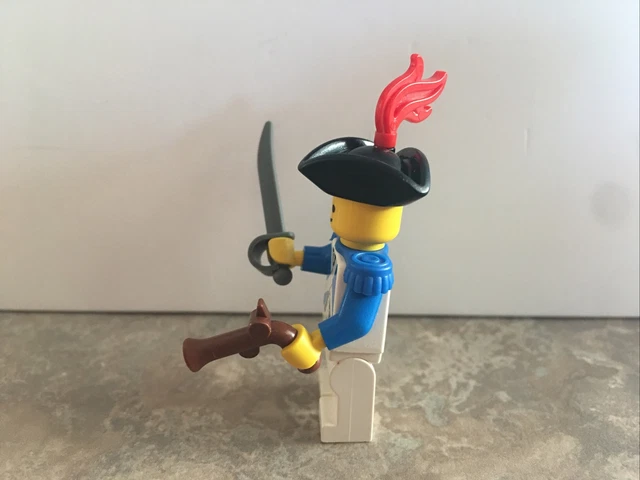 LEGO MINIFIGURE IMPERIAL SOLDIER Musket SWORD Hat W/ III Feather Plume ...
