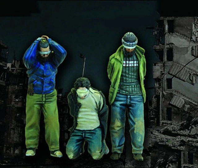1/35 SCALE CAPTURED Civilians Figurine Set Resin Models Realistic ...