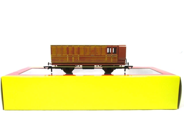 HORNBY R40060 GNR Teak 4-Wheel Brake Baggage Coach - 836 - OO Gauge £19 ...