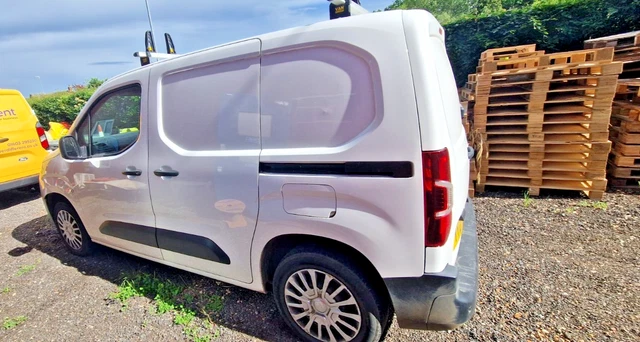 2021 TOYOTA PROACE 1.5D Icon Van PANEL VAN Diesel Manual £7,000.00 ...