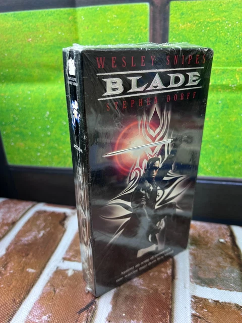 BLADE (1998) VHS New Line Home Video CULT MARVEL ACTION HORROR SCIFI ...