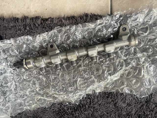 VAUXHALL VECTRA FUEL PRESSURE INJECTION RAIL SENSOR FOR ZAFIRA ASTRA 1. ...