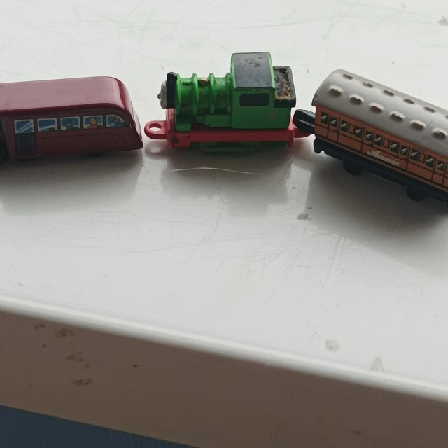 THOMAS THE TANK Engine and Friends Henry Bertie Annie £3.00 - PicClick UK
