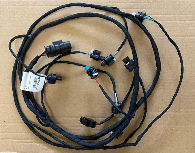RH REAR LAMP Bulb Holder & Bulbs w/ Plug Harness For Mercedes-Benz W204 ...