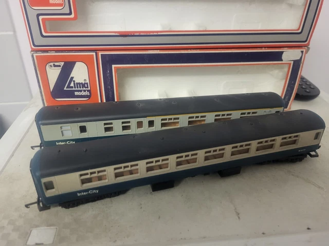 2 LIMA Br Blue And White Coaches £18.00 - PicClick UK