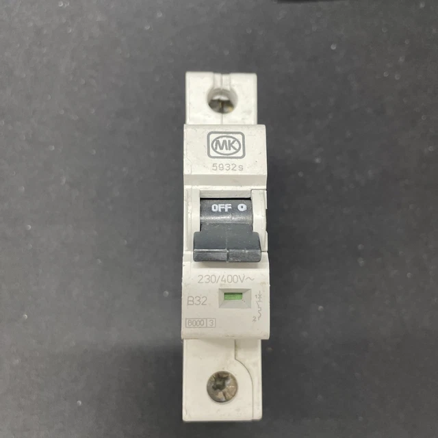 MK MCB 32 Amp Single Pole Circuit Breaker Type B 32A B32 Sentry 5932S £5.84 - PicClick UK