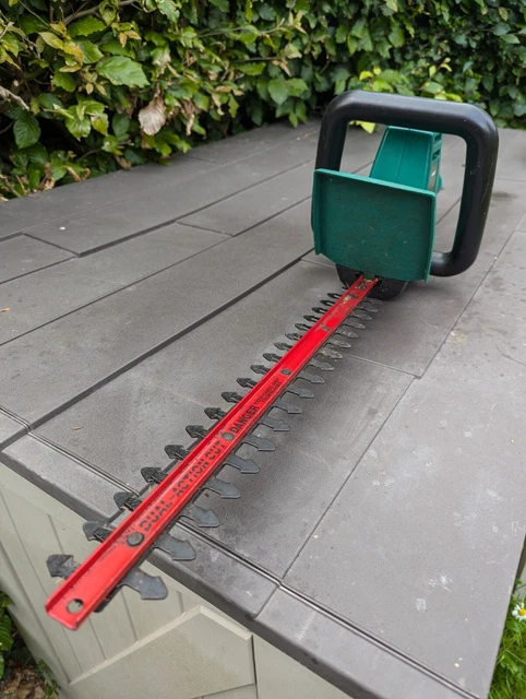 QUALCAST HC45 HEDGE Trimmer 18inch £19.83 - PicClick UK
