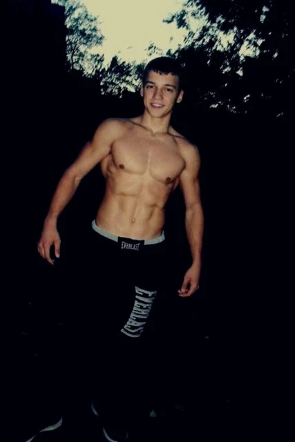 Shirtless Male Beefcake Muscular Frat Guy Hunk Athlete Abs Chest Photo