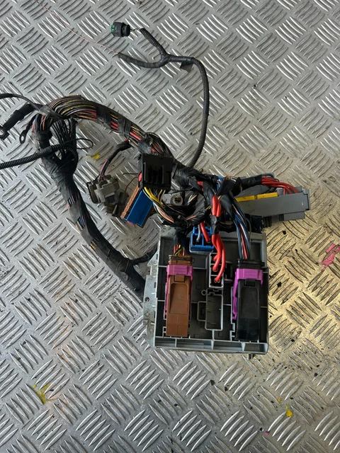 CITROEN RELAY PEUGEOT Boxer Fuse Box Board With Wiring Loom Looms 2013 ...