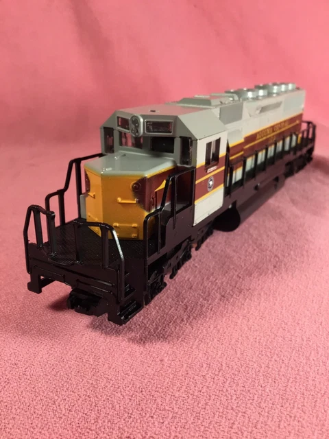 HO SCALE METHANOL master Model Makers EMD SD-40 Diesel Road Switcher ...
