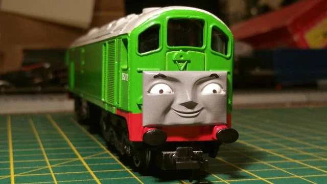 BOCO THOMAS THE Tank Engine Custom 00 Gauge Exhibition Model CoBo ...