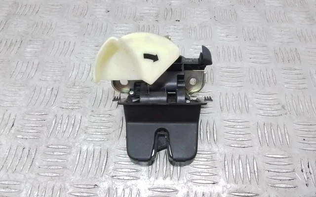 VW JETTA MK7 Tailgate Boot Lock 17A827505 1.40 Petrol 110kw 2020 ...