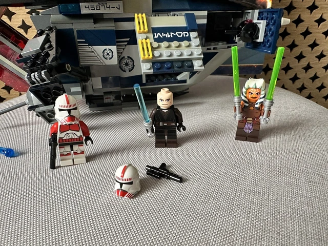 LEGO STAR WARS Coruscant Police Gunship (75046) With Some Minifigures ...
